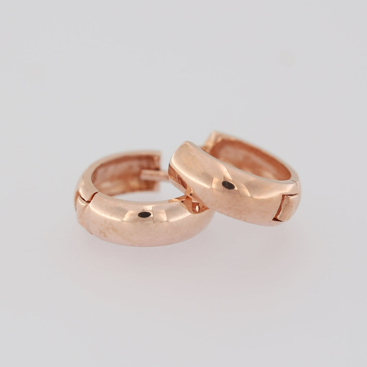 Thick Plain Huggies – DASH