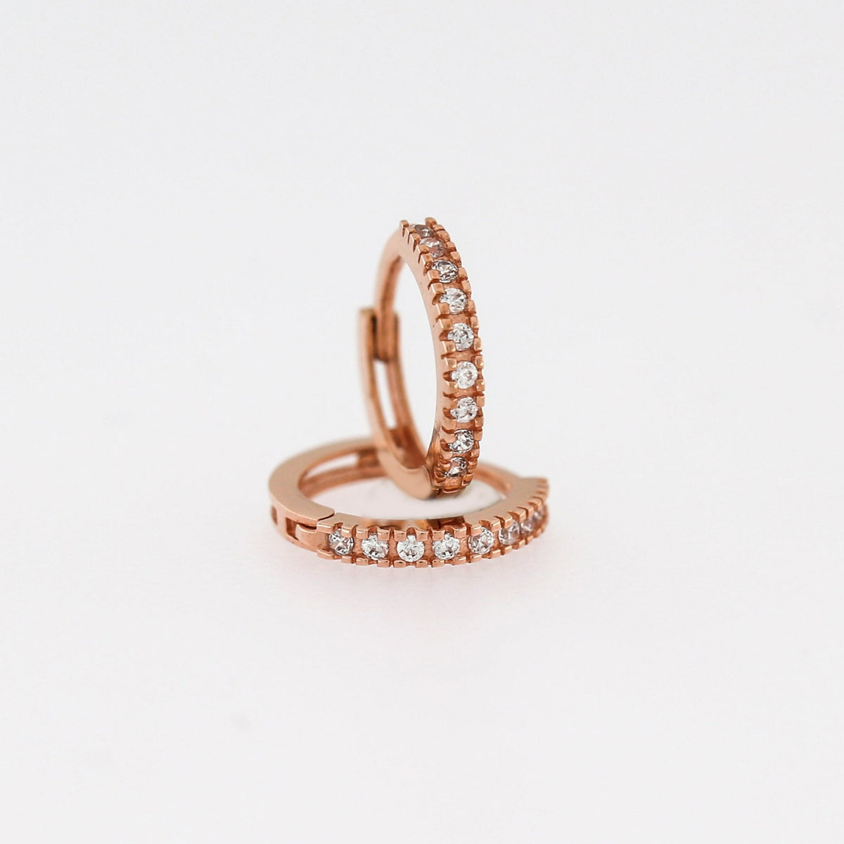 Cubic Huggies – DASH