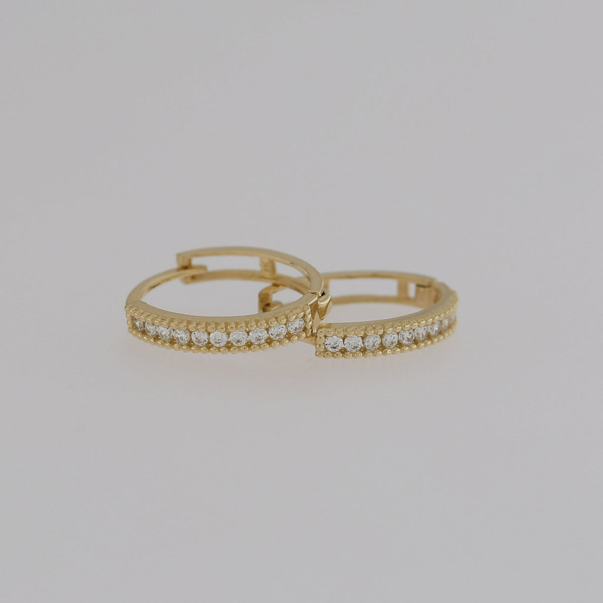 Cubic Huggies – DASH